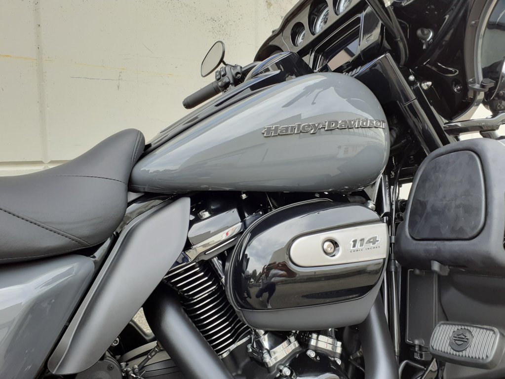 Ultra Limited Touring gunship gray in pronta consegna